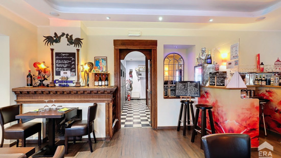 LOCAL HORECA OU BUREAU DE 200M2 A LOUER SUR NIVELLES € 2 200 / month | ERA