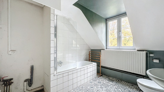 Magnifique villa niché au cœur du parc de Graty € 1 150 / month | ERA