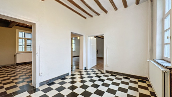 Magnifique villa niché au cœur du parc de Graty € 1 150 / month | ERA