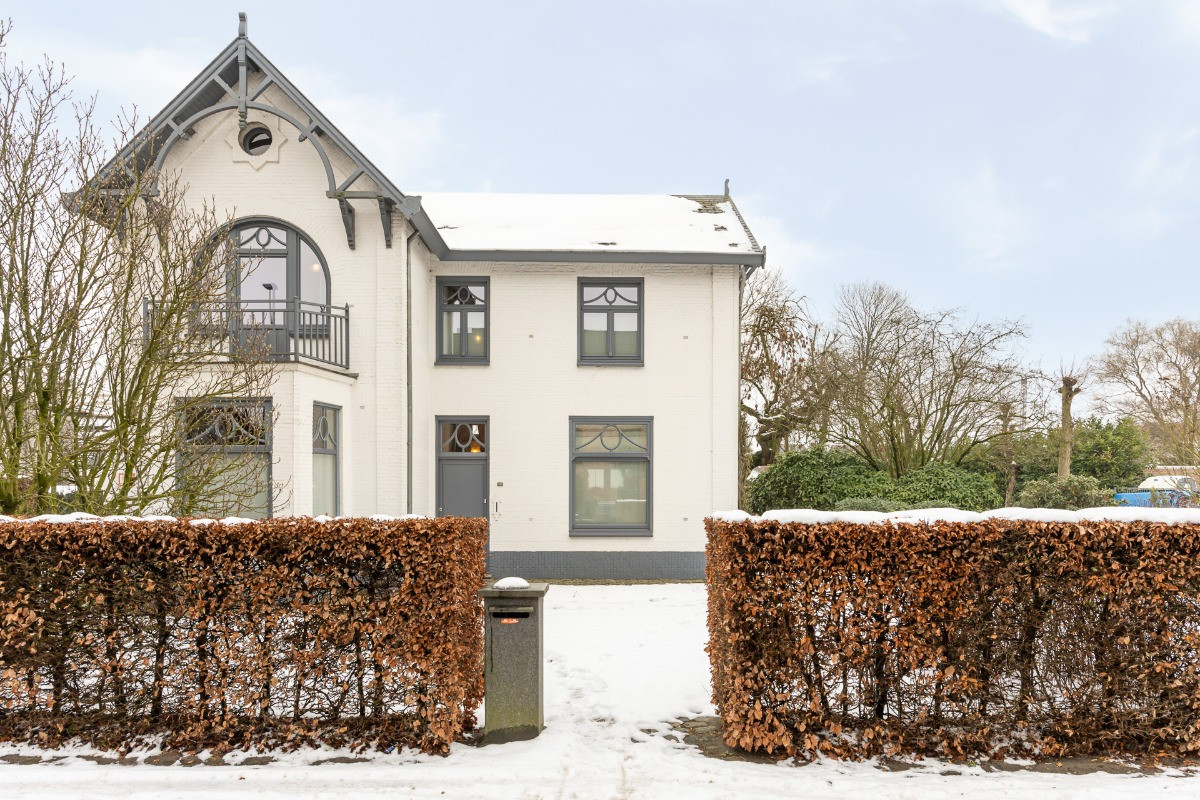 Character villa with office in Weelde € 695 000 | ERA