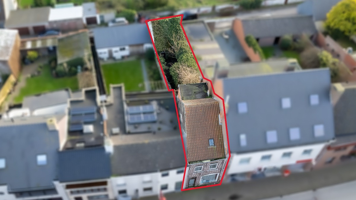 TOTAALRENOVATIE / BOUWGROND TE KOOP IN CENTRUM ASSENEDE € 140 000 | ERA