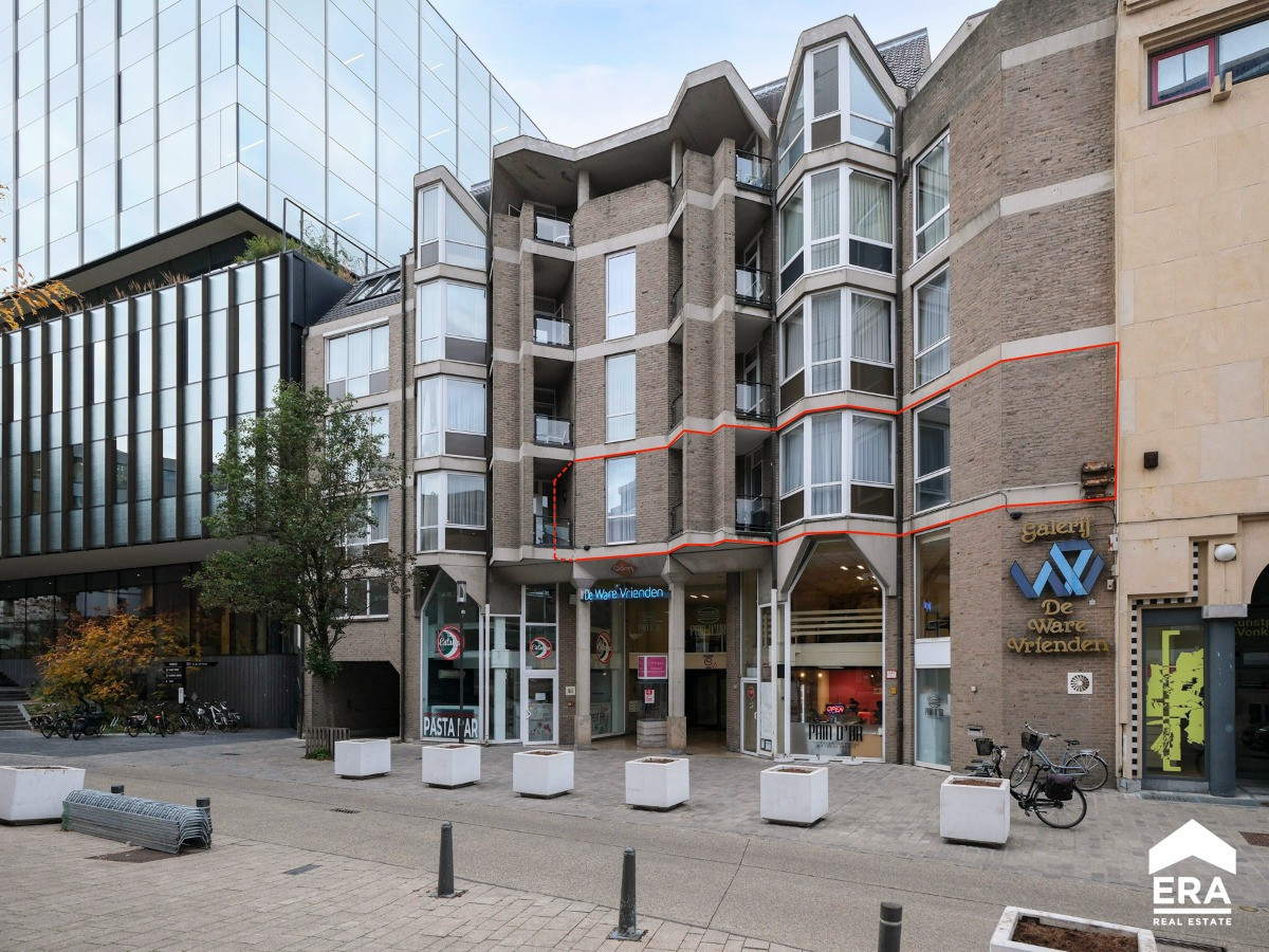 Zeer ruim appartement met 3 slp in hartje Hasselt € 495 000 | ERA